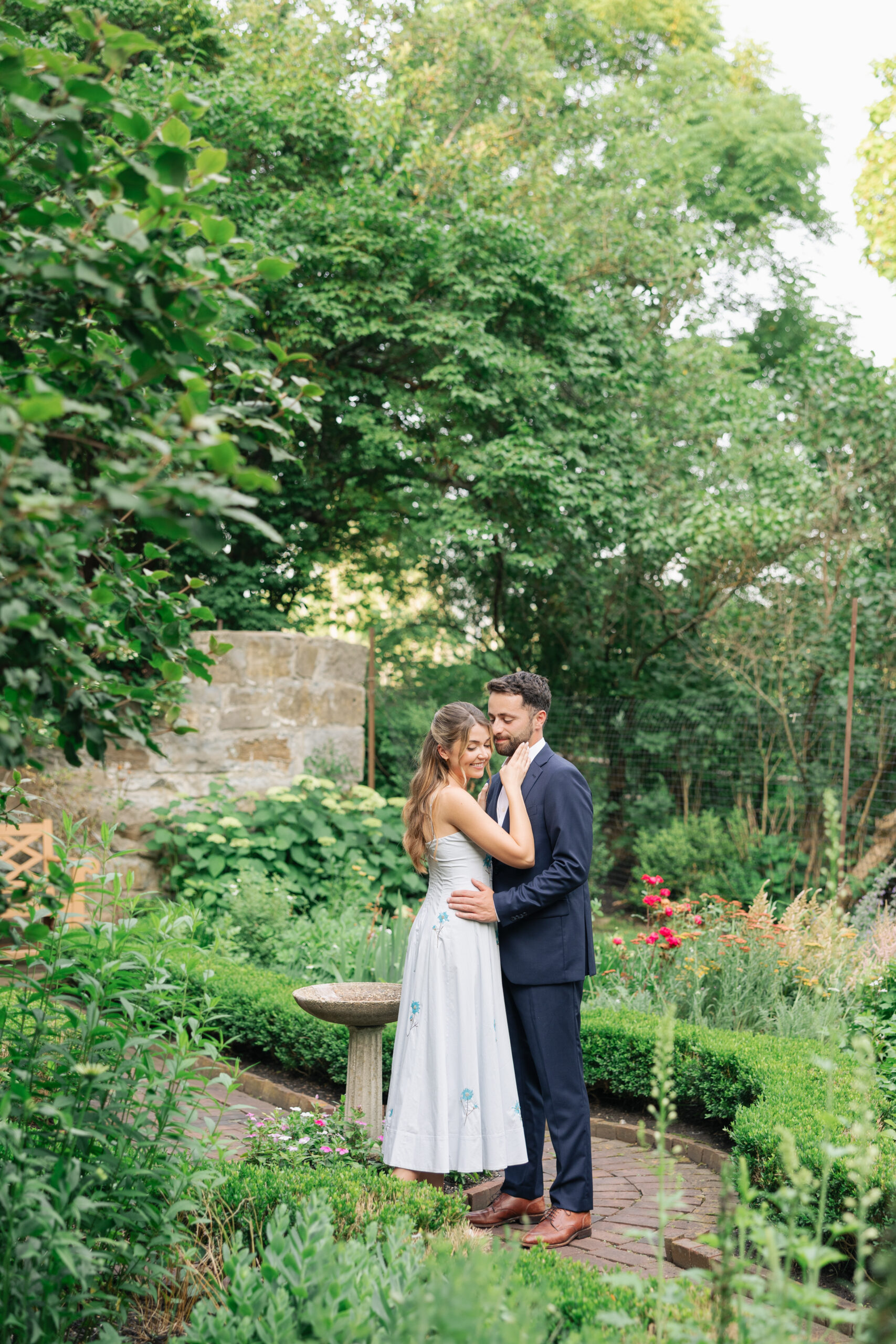 Romantic Crossed Keys Estate Engagement Photos | Alexa Lynn Photography ...